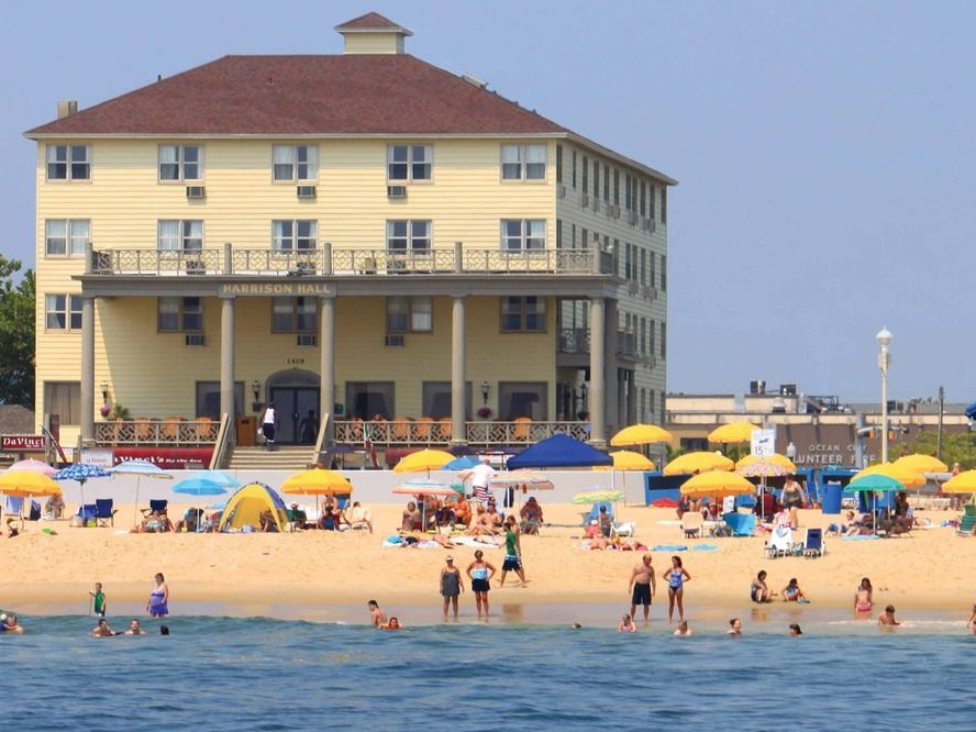 Работи на бригада в Harrison Group The Harrison Hall. Научи повече!